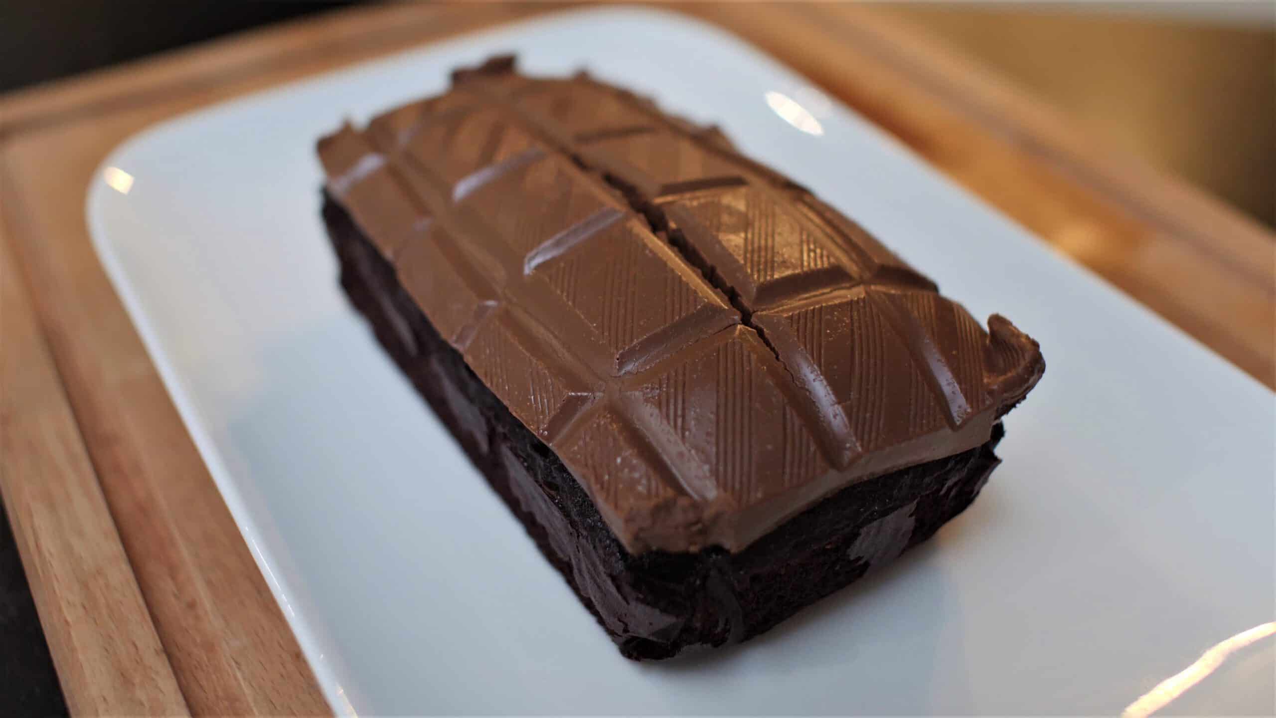 Chocolade Cake in 55 Minuten - Nolynskitchen.com